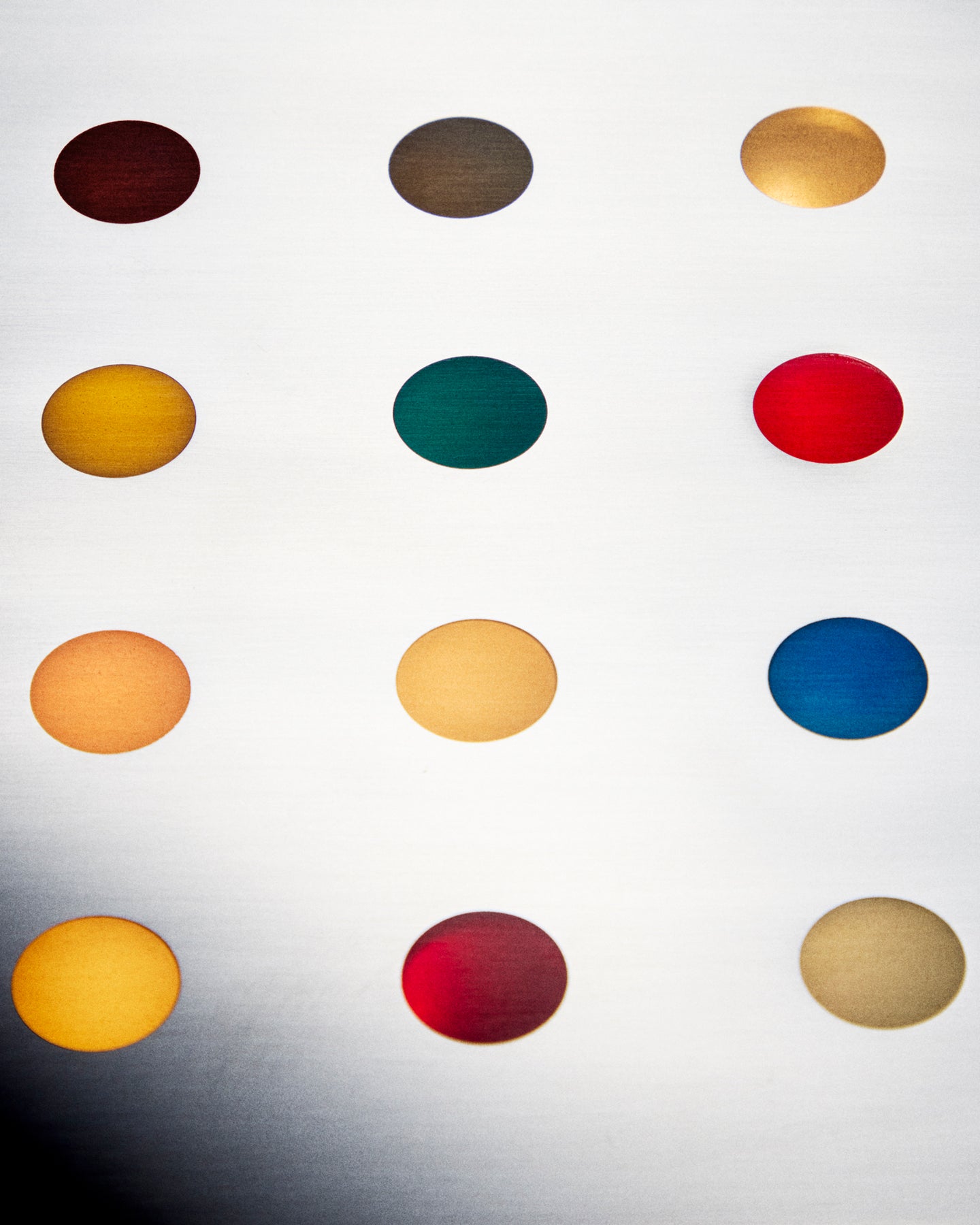 Dot Light — Plate | Mock Studio